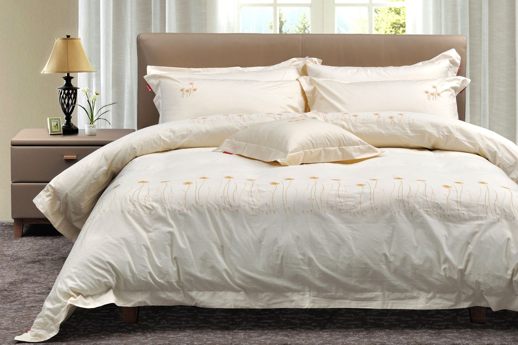 Bed Apron Queen | Red Apple Homepage